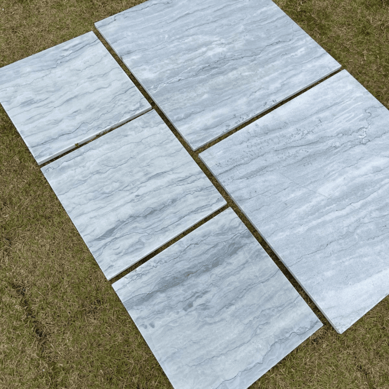 Piso Silver - 50cm x 50cm - Mosaico de Pedra Ferro